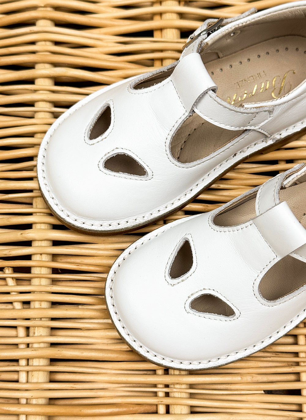 High-quality children's clothing and home linens | Baroni Firenze
