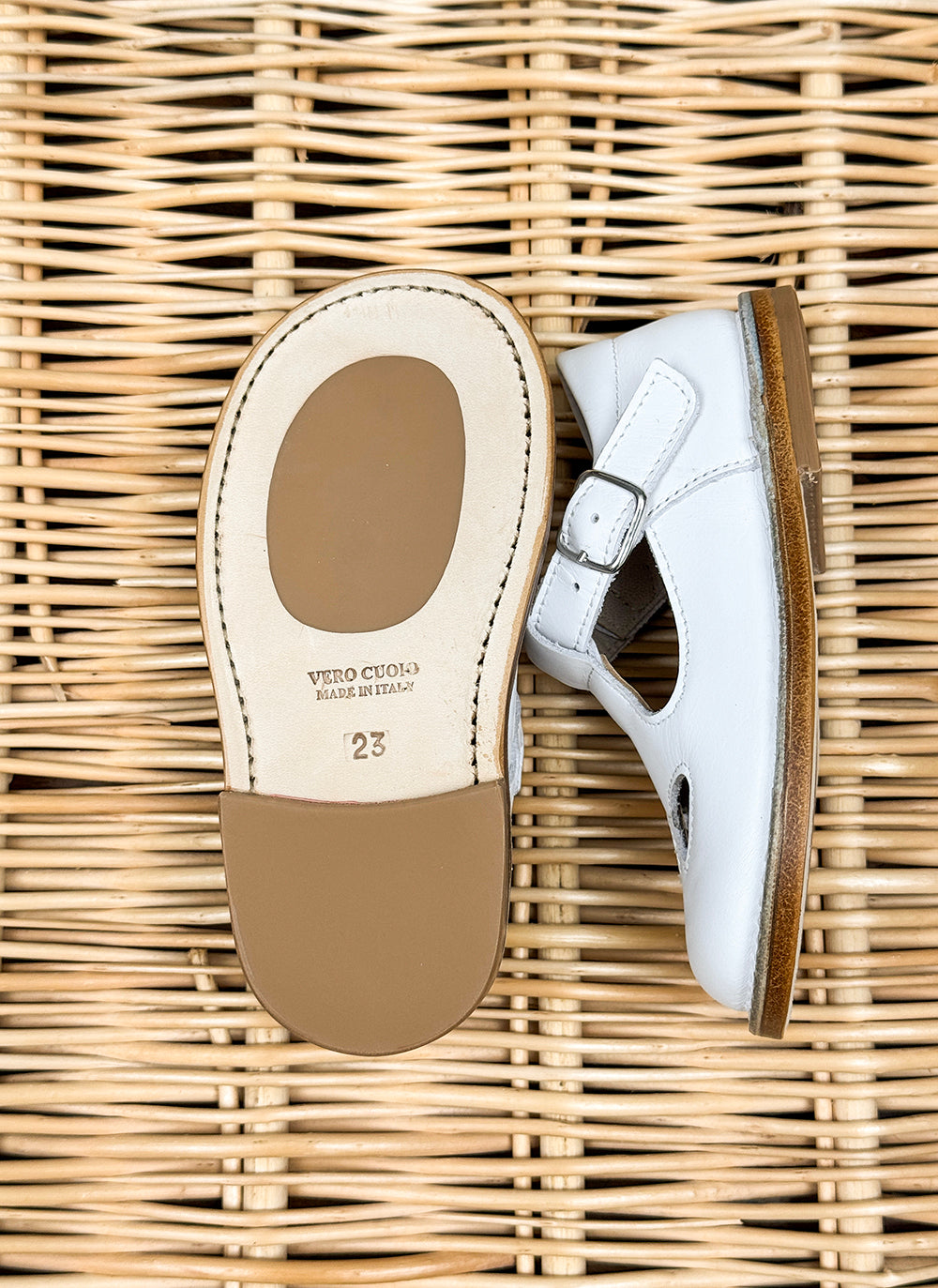 High-quality children's clothing and home linens | Baroni Firenze